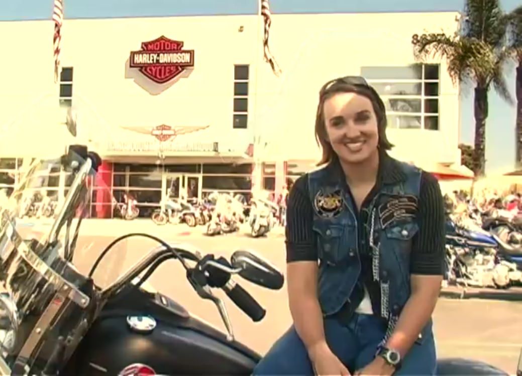 Beautiful Female Harley-Davidson Riders - Biker Digital