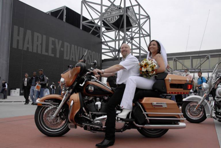 Beautiful Biker Weddings at the Harley-Davidson Museum - Biker Digital